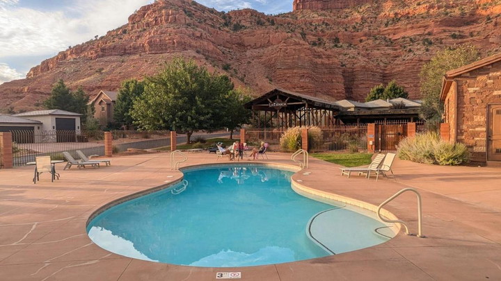 Coral Cliff View - Amazing Views And Pool - Kanab, UT