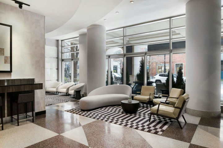 Hampton Inn Chicago Downtown/magnificent Mile - Chicago, IL