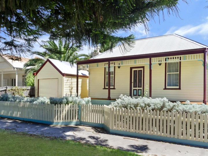 Fortuna Rose - Port Fairy