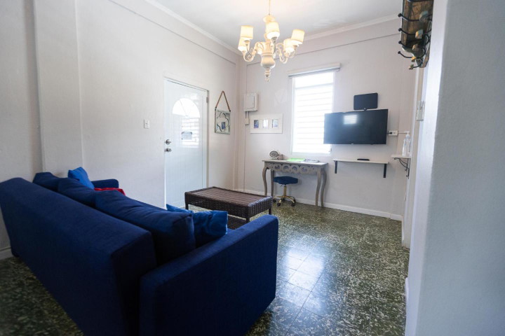 201-vintage Modern Haven In The City, Near The Beach With Free Parking - San Juan
