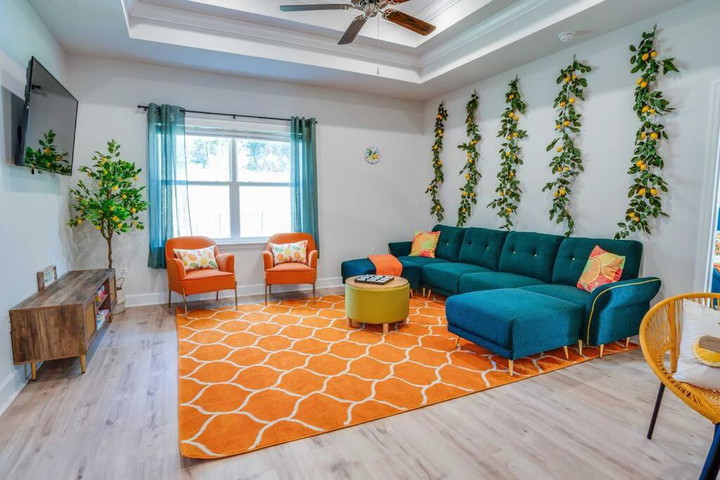 Citrus Cottage: Comfy - Hwy 10 - Peaceful Retreat - Tallahassee, FL