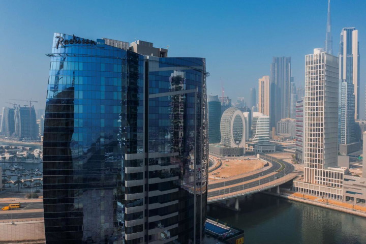 Radisson Blu Hotel, Dubai Canal View - Dubai