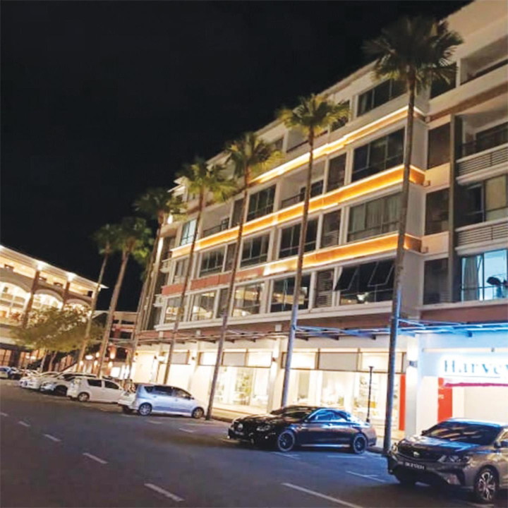 Wonderful Times Square Miri Resort Large 7 Pax Max 2br 1ba With View - Miri