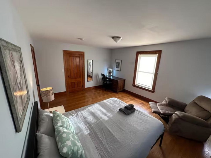 -No51- Lovely Large Room In A House - 10 Min To Green Line And Red Line T Stations & Tufts University - Centrally Located At Somerville Boston - Massachusetts