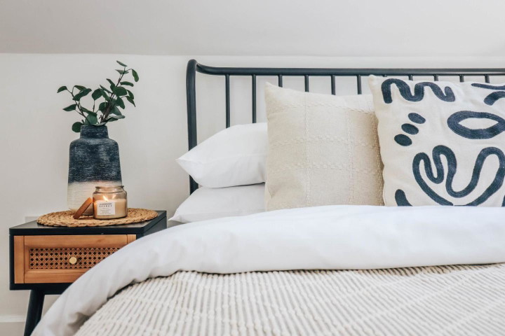 Principality View Apartment Three, By Solace Stays - Cardiff