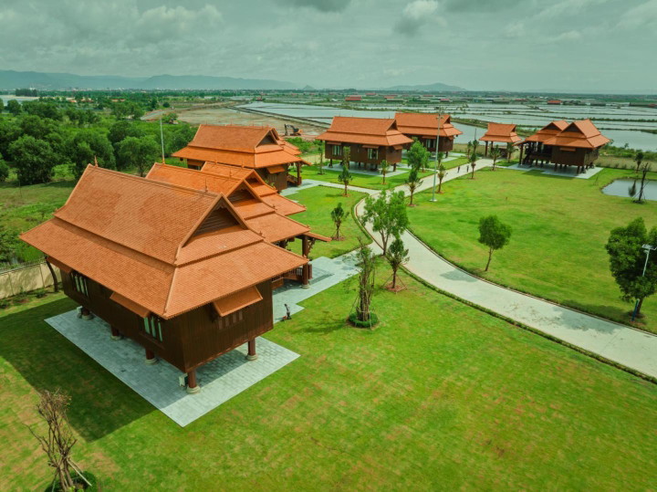 Heritage Village Resort - Cambodia