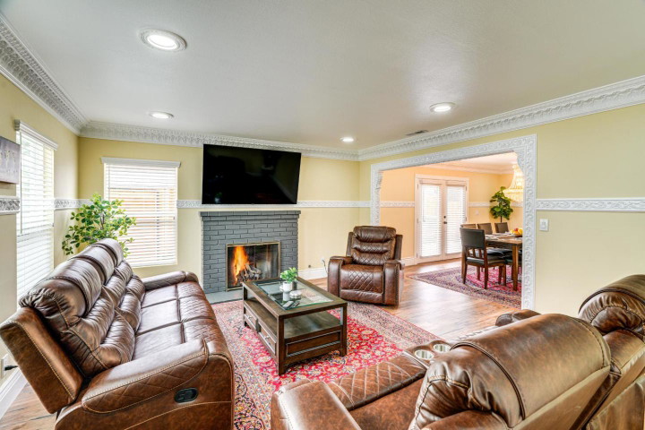 Del Rey Oaks Vacation Home W/ Mini-golf Course! - Big Sur, CA