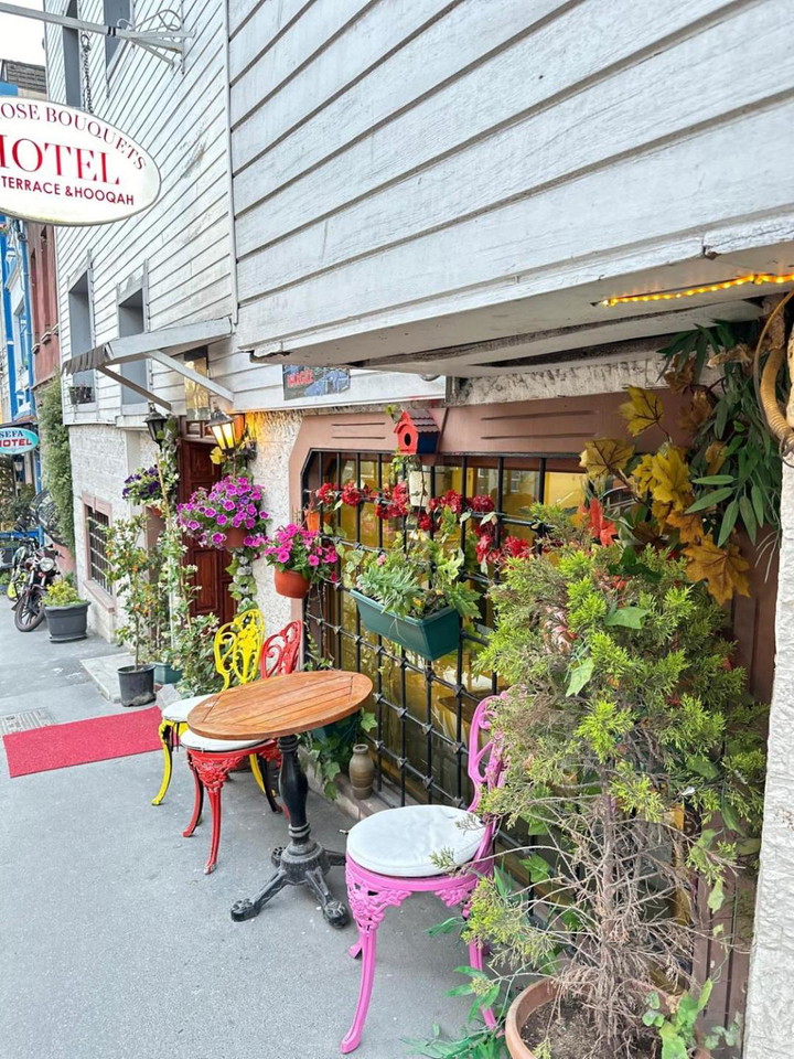 Rose Bouquets Hotel - Maltepe