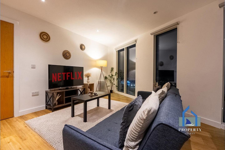 City Condo-terrace-gym-games Room -Free Secure Parking- Manchester - Manchester