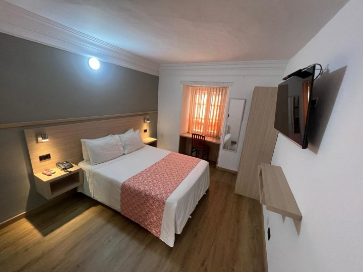 Hotel Cacique Real - Zipaquirá
