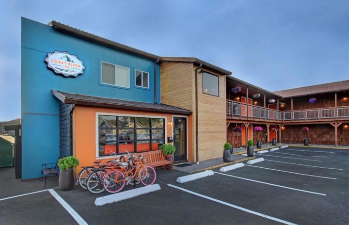 Coast River Inn By Oyo Seaside - Cannon Beach, OR
