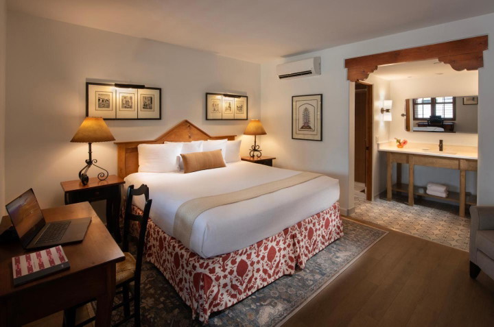 Piñon Court By La Fonda - Santa Fe, NM