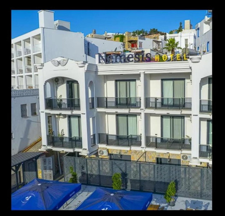 Nemesis Otel - Bitez