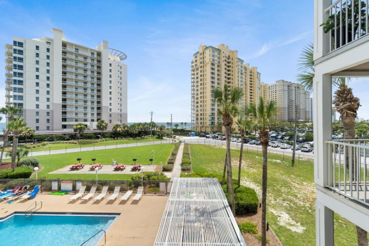 Gulf View Condo King Bed With Bunk And Large L Shaped Balcony In Cozy Perdido Key - Perdido Key, FL