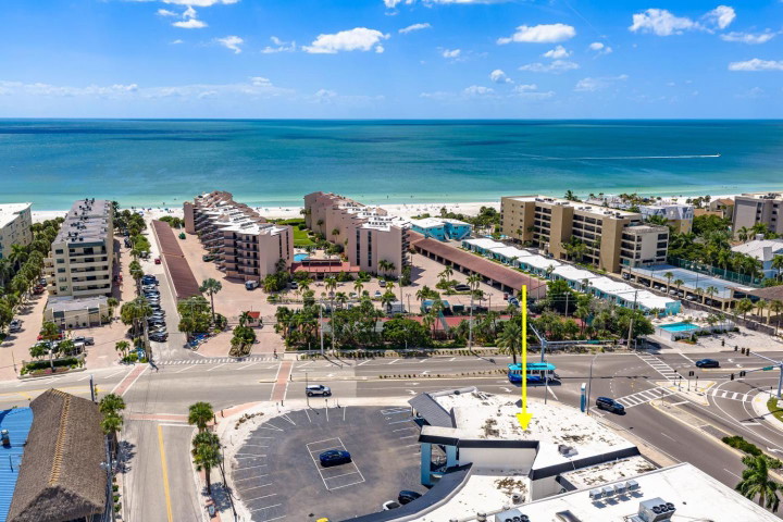 Mallory Squared By Beachside Management - Siesta Key, FL