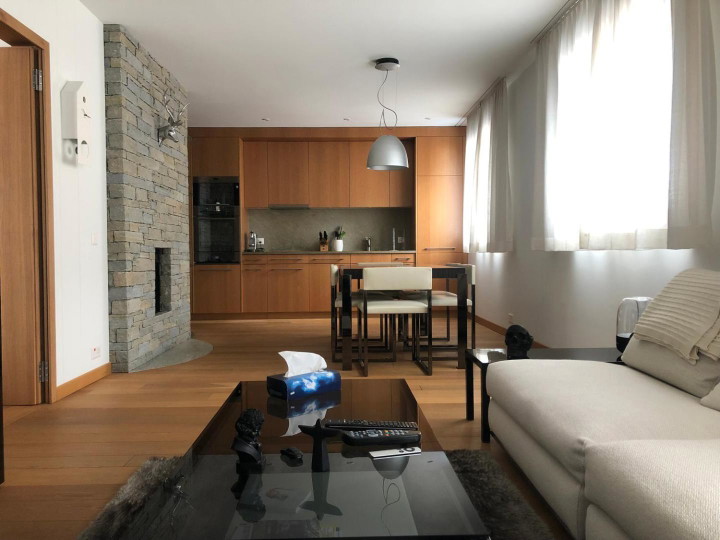 St Moritz Luxury Apt And Garage - Bever
