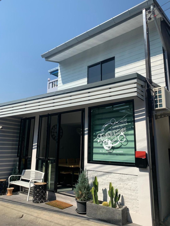 Youniverse Homestay - Chiang Mai