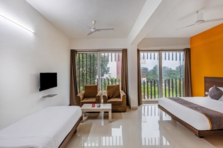 Hotel Acacia Yelahanka - Bangalore