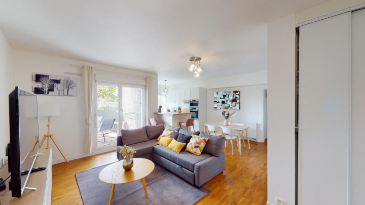Live Like A Local Stylish 2br With Balcony & Parking - Saint-Denis, France