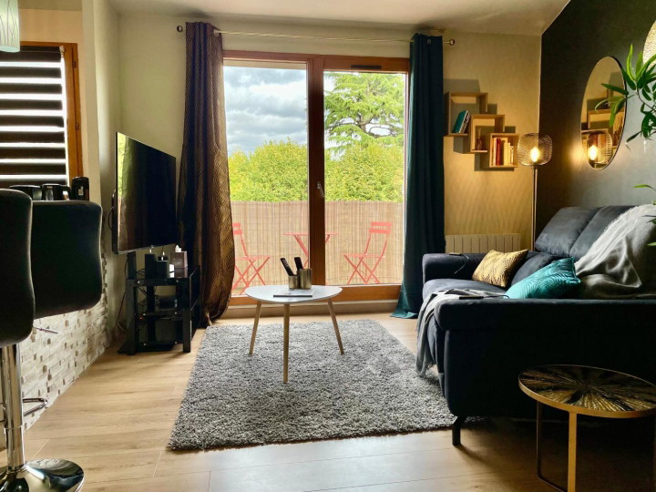 Séjour Business & Famille, 2 Chambres, Parking & Wifi - Les Ulis
