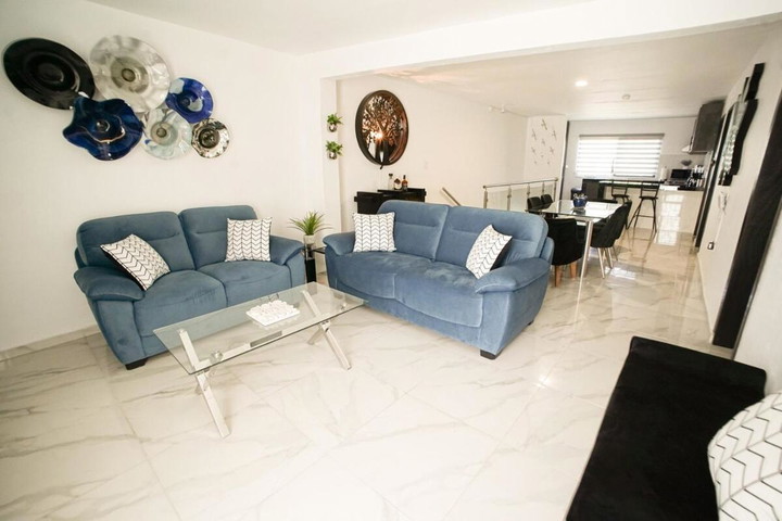 Casa Carolina Remodeled Home - Guadalajara