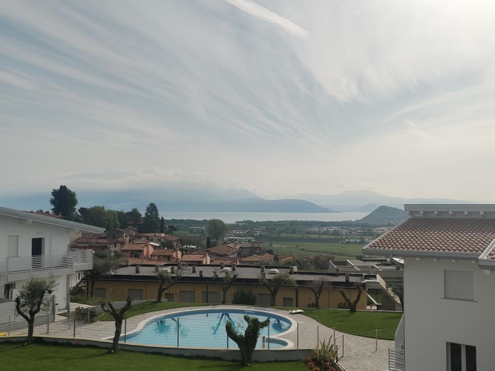 Bilocale In Residence Vista Lago Con Piscina - Lake Garda