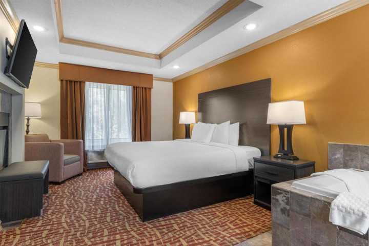 Best Western Aspen Hotel - Van Buren, AR