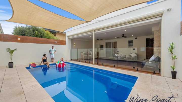 Splendour By The Sea By Wine Coast Holidays - McLaren Vale