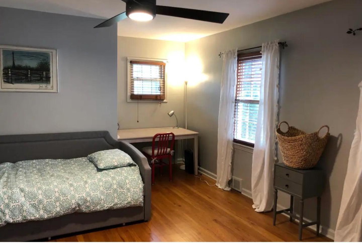 Private Suite Near Cleveland Clinic - Cleveland, OH