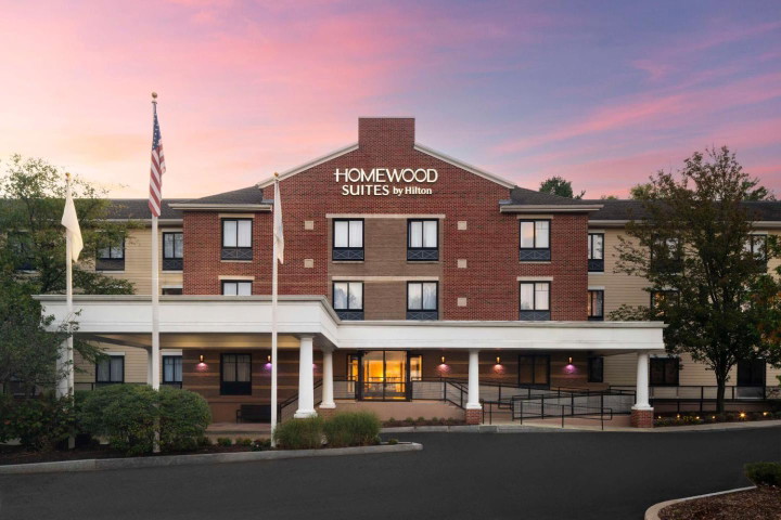 Homewood Suites By Hilton Boston Cambridge-arlington, Ma - Somerville, MA