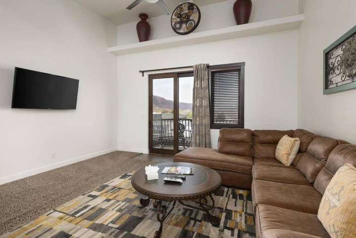 Luxury Downtown Rental - La Dolce Vita Villa #3 - Moab, UT