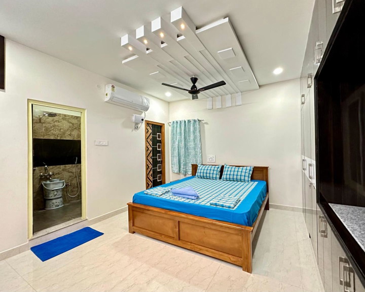 Truelife Majestic Suites - 3bhk Large Signature Apartments - Ps4 Veg Restaurant - On The Way To Balaji Temple - Modular Kitchen - Large Hall, Super Fast Wifi, Smart Tv, 250 Jio Channel - Easy Access To All Temples - Parking - Top Service With Lots Of Love - Tirupati