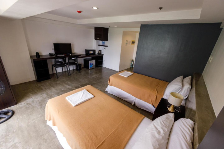 5880 Enriquez Residences - Taguig
