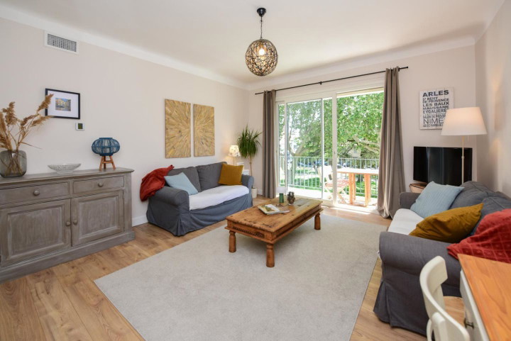 Appartement Tarascon Avec Garage Privé - Beaucaire