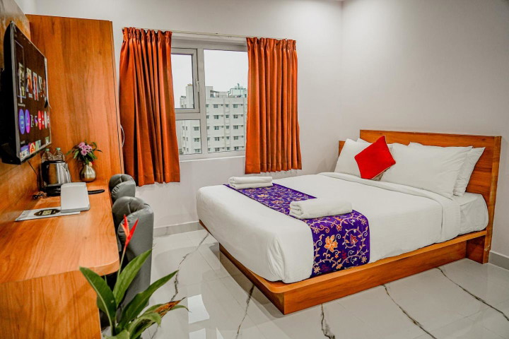 Keerthis Grand Airport Hotel Blr - Karnataka