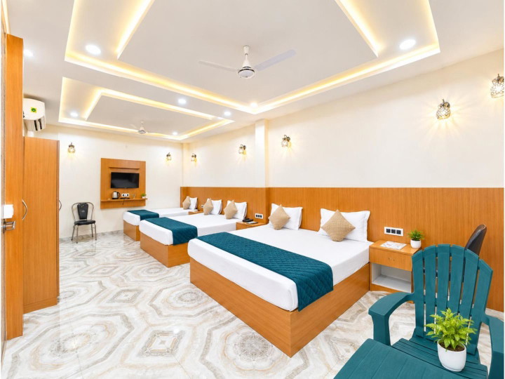 Hotel Jk Resort - Ayodhya