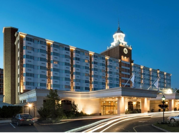 Garden City Hotel - Westbury, NY