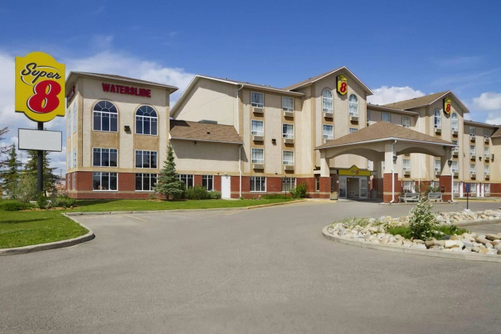 Super 8 By Wyndham Fort St. John Bc - Fort St. John