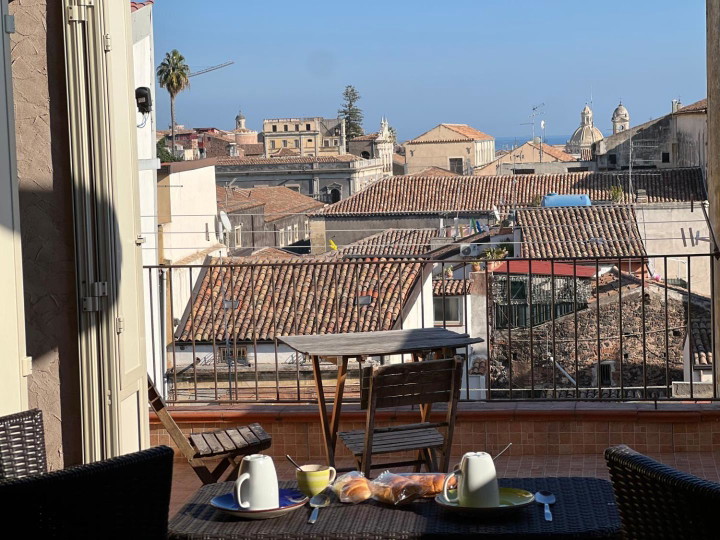 Attico Teatro Greco - Catania