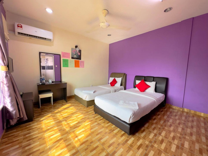 Borneo Inn - Putatan
