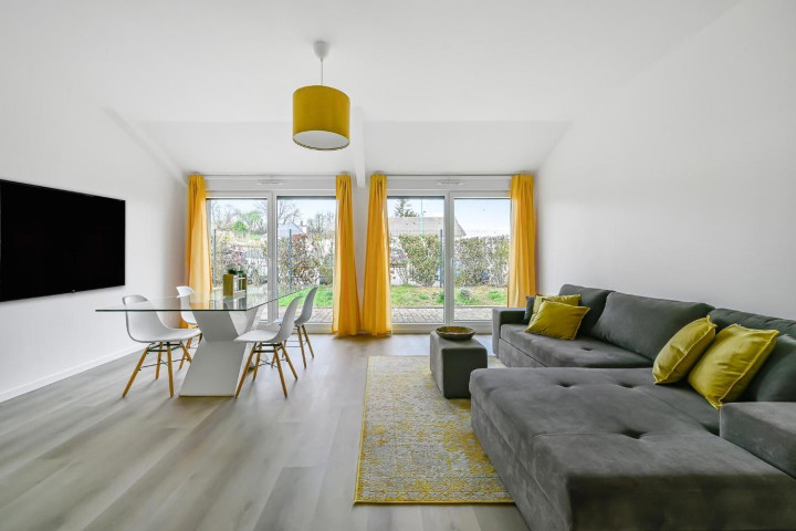 L Apparté Beau 2 Chb Moderne Avec Jardin Privé Parking Proche Centre ÉVreux - Eure