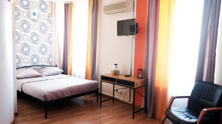 Uneed Hotel - готель без відключень світла! - Kiew