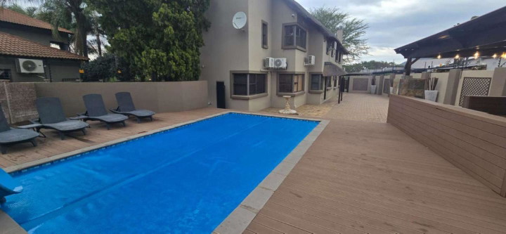 Waterfront Holiday Home - Hartbeespoort