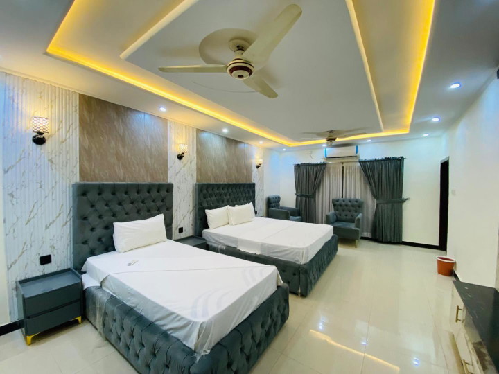 Zanova Luxury Suites - Islamabad