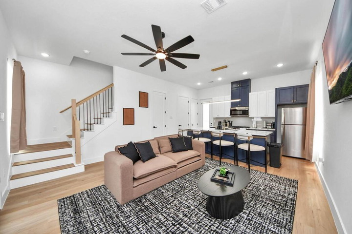 Spacious 4br Combo Near Nrg Downtown - Houston