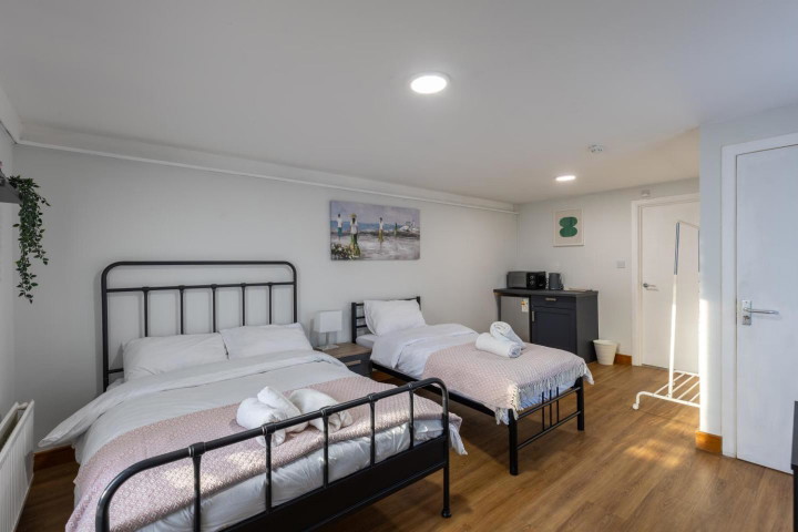 Selwyn Triple Room With Private Bathroom 20 Mins To City Centre - Cambridgeshire