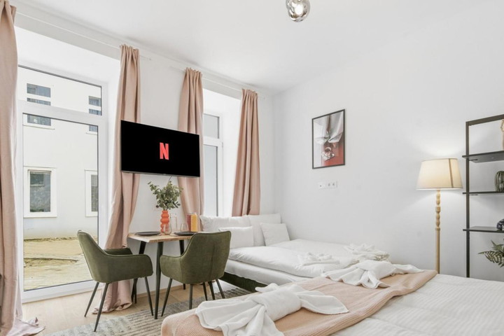 Premium Apartments, 10min To The City Center, Kitchen, No Elevator - Vienne