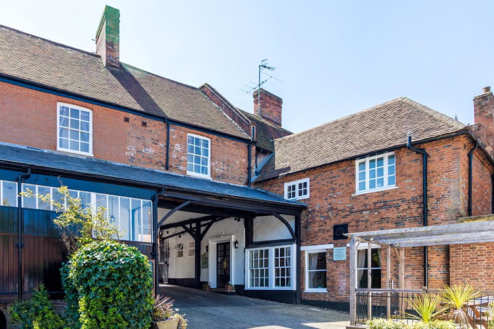 The White Hart Hotel - Luton