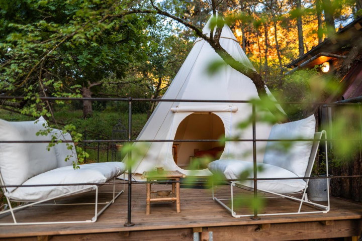 Tipi à Roussillon - Roussillon