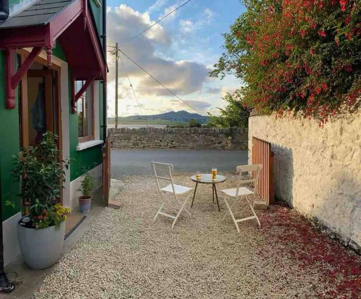 The Historic Wee Green House - Ireland